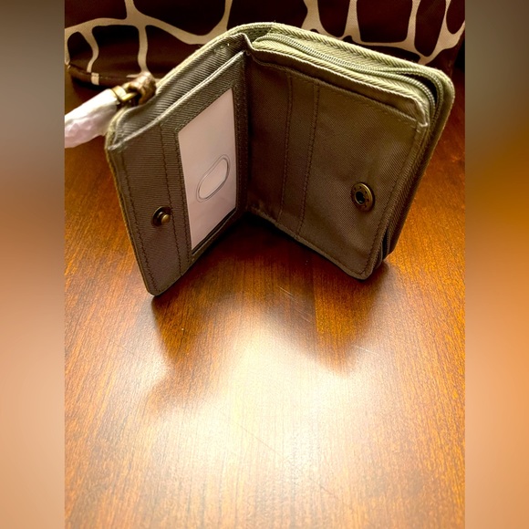 thirty-one | Bags | Nwot Thirtyone Small Wallet | Poshmark